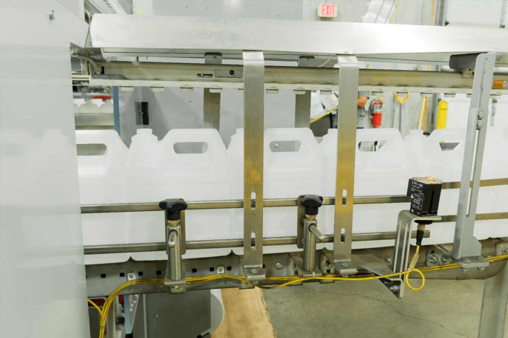 Extrusion Blow Molding - Solidify Manufacturing