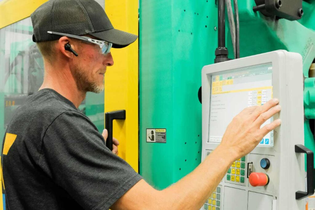 Injection Molding - Solidify Manufacturing